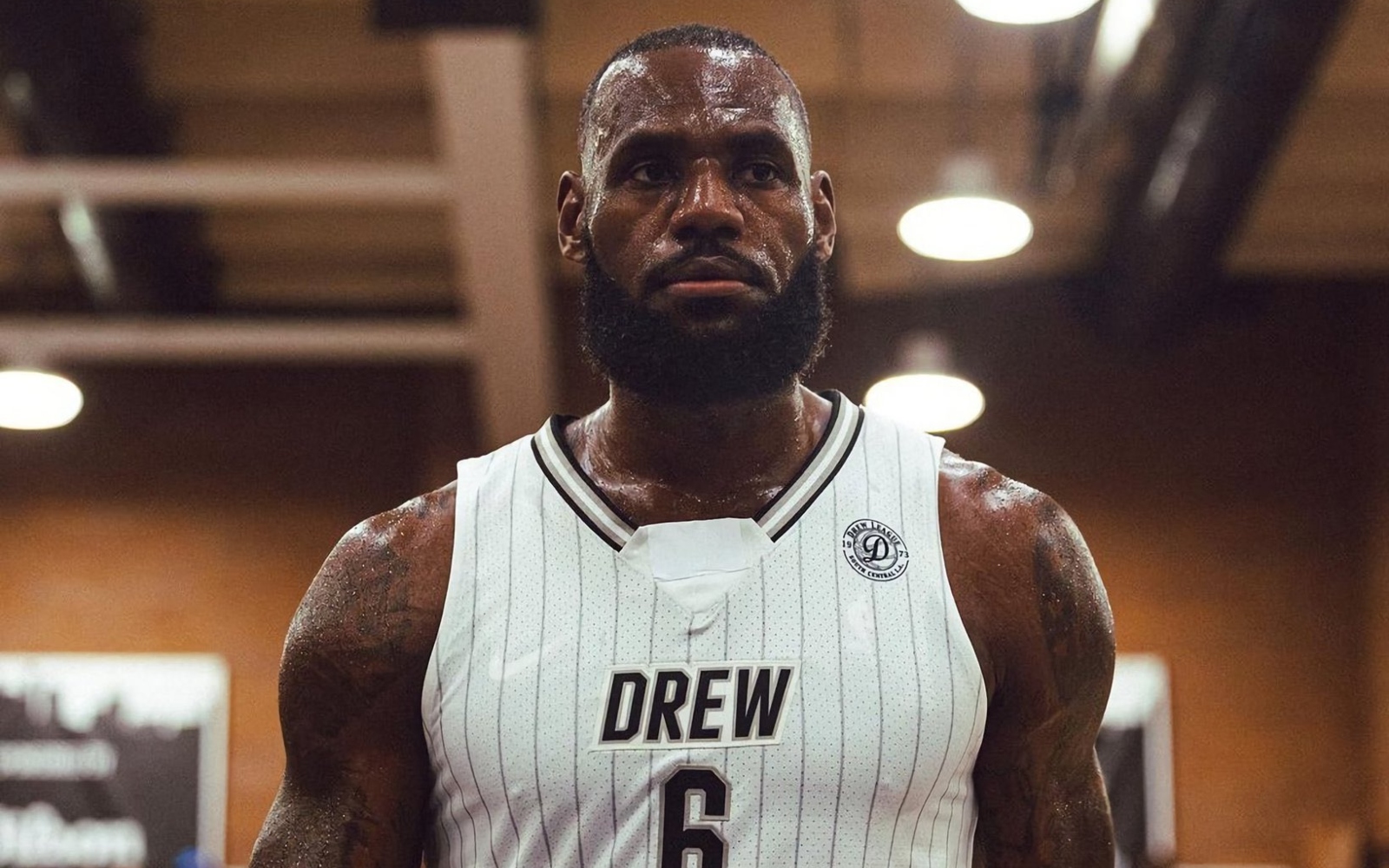 ¿LeBron James podría jugar en México? ¡Aquí te decimos cómo! - Deportrece
